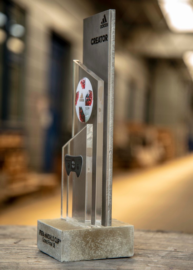 fifa CREATOR trophy – Pierre Thurner